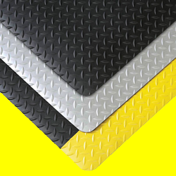 Half-Inch Laminated Diamond Deckplate Comfort Matting